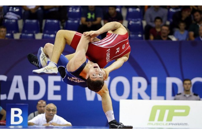 Valentin Petic a devenit campion mondial la lupte greco-romane